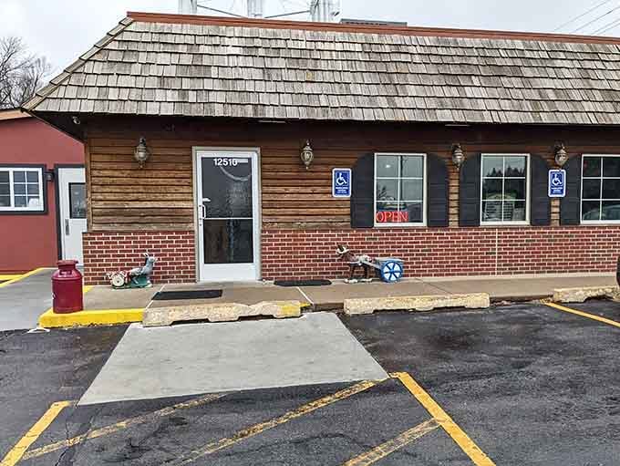 Don't judge this book by its rustic cover&mdash;inside this humble building are burritos worth writing home about.