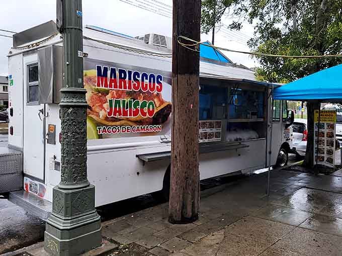 This legendary taco cart has been making people stop in their tracks since before food trucks were trendy.