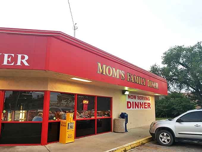 Where breakfast dreams come true &ndash; Mom's Family Diner serves up plates that would make your actual mom jealous.