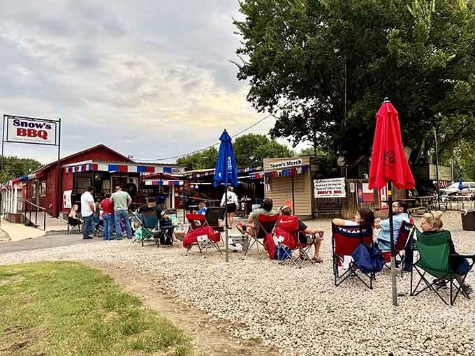 Saturday morning in Lexington means camp chairs, new friends, and the sweet anticipation of barbecue worth losing sleep for.