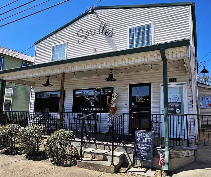 Step onto this inviting porch and prepare for pizza that'll make you want to move to Eagleville permanently.