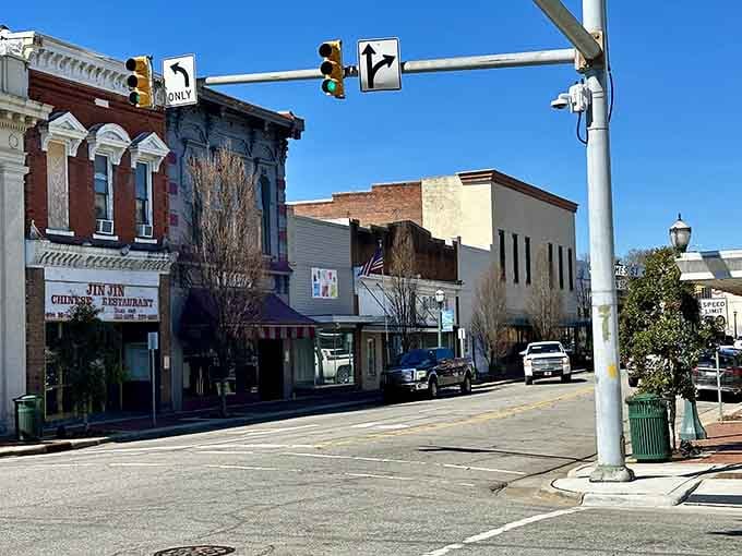 Southern elegance doesn't require a trust fund - just a love for gracious living and friendly neighbors.