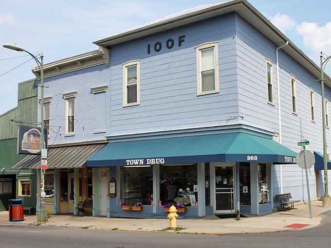 Town Drug's vintage corner building feels like stepping into a Norman Rockwell painting, complete with the classic soda fountain.