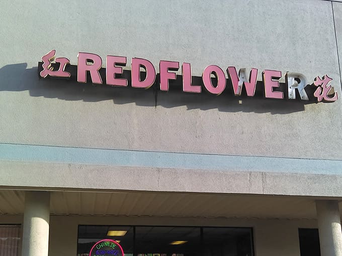 When your Chinese food comes with a side of small-town hospitality, everybody wins at dinner.