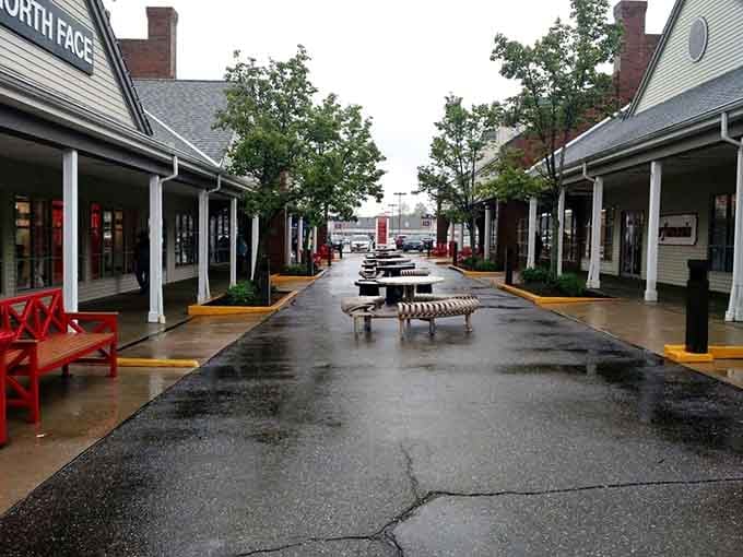Even on a rainy day, those covered walkways keep you dry between retail conquests and impulse purchases.
