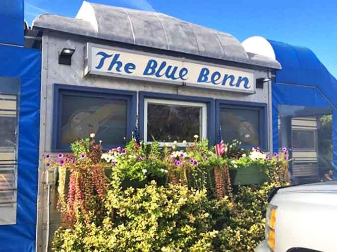 This flower-adorned blue diner car looks like it rolled right out of a Norman Rockwell painting. Pancake paradise in Bennington!