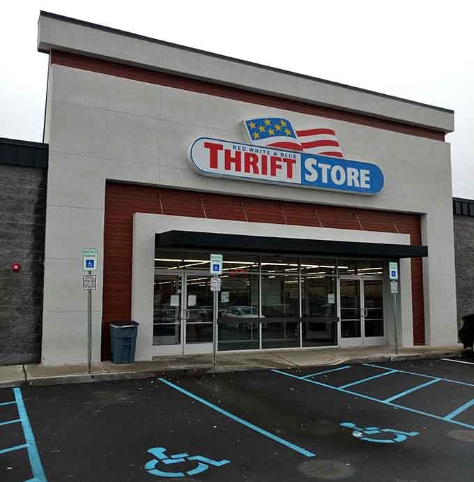 The patriotic signage practically salutes you as you pull in, promising all-American deals that would make Ben Franklin proud.