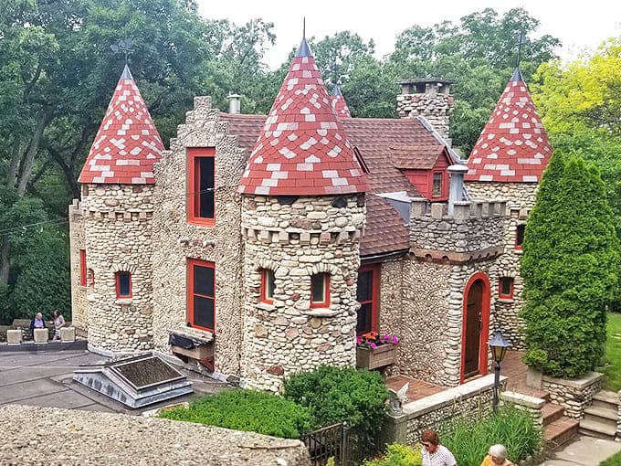 Bettendorf Castle showcases intricate stonework, distinctive red-tiled turrets, and charming windows that transport visitors to medieval Europe right in Illinois.