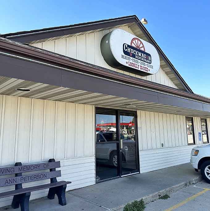 Chuckwagon's unassuming exterior hides a world of breakfast delights that would make any cowboy tip his hat in appreciation.