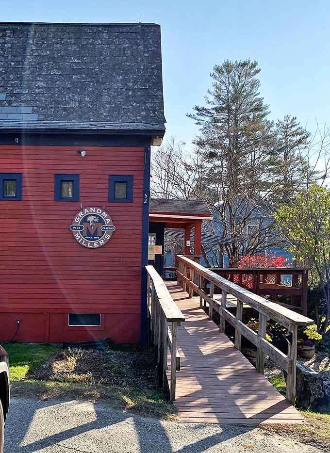 The wooden ramp leading to Grandma Miller's feels like the pathway to pie enlightenment. Red building, blue sky, golden pies waiting inside!