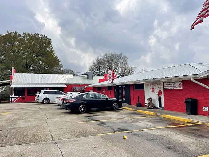 The red and white exterior promises comfort food, and boy, does it deliver on boudin.