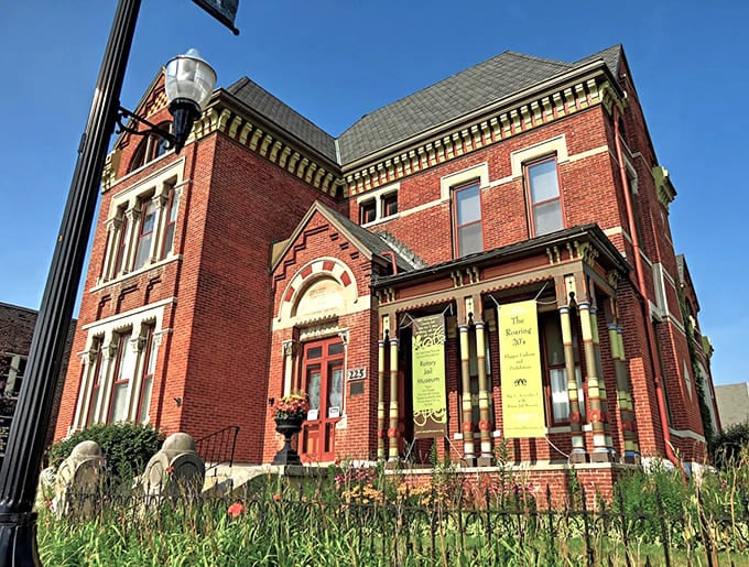 The Rotary Jail Museum: where Victorian ingenuity met questionable ideas about prisoner transportation and created something magnificently bizarre.