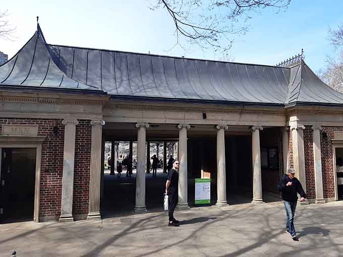This distinctive building adds architectural charm to the playground, offering facilities that make parents breathe a sigh of relief.