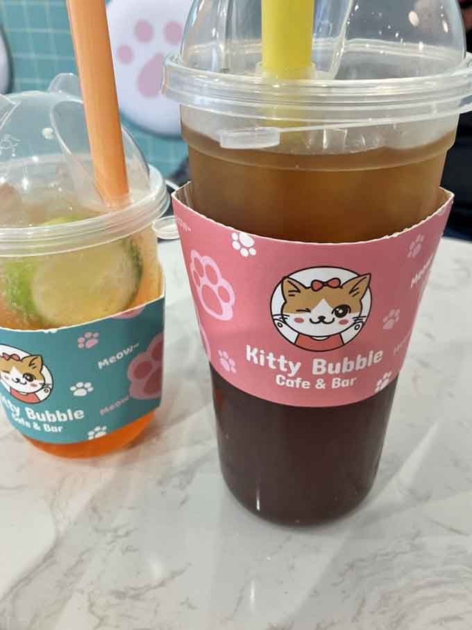 These bubble teas come with adorable cup sleeves, making your Instagram feed infinitely more photogenic than it was yesterday.