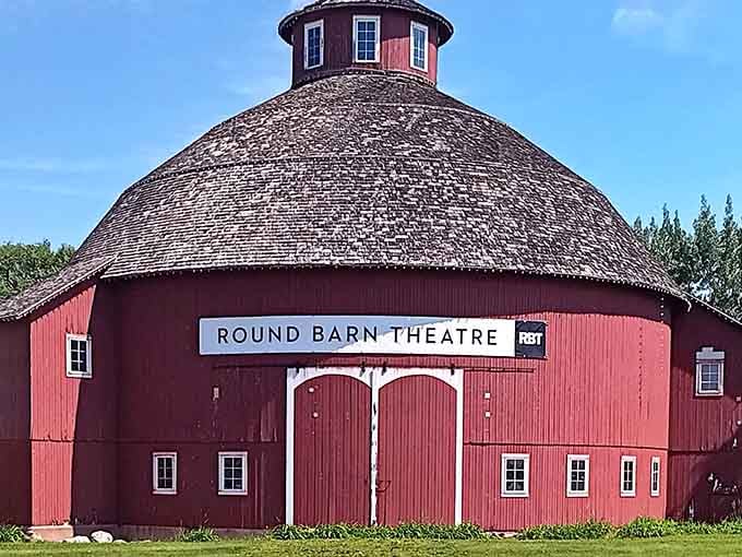 That distinctive red round barn isn't housing livestock anymore, it's serving up Broadway shows in a setting that's uniquely Indiana charming.