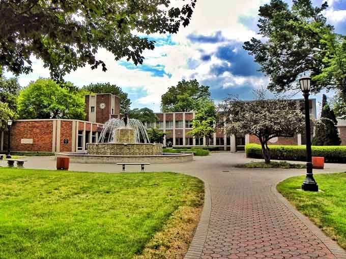 The fountain and brick pathways create a campus feel that's more welcoming than intimidating&mdash;education meets tranquility here.
