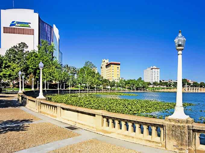 Lake Mirror's elegant promenade and classical balustrade give Lakeland a touch of European sophistication under Florida's endless blue sky.