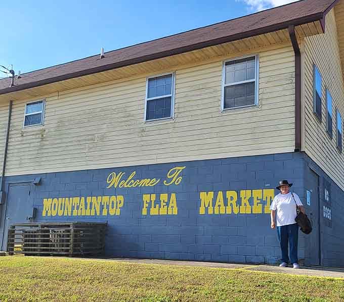 That cheerful yellow script welcomes shoppers like an old friend inviting you in for coffee and conversation.