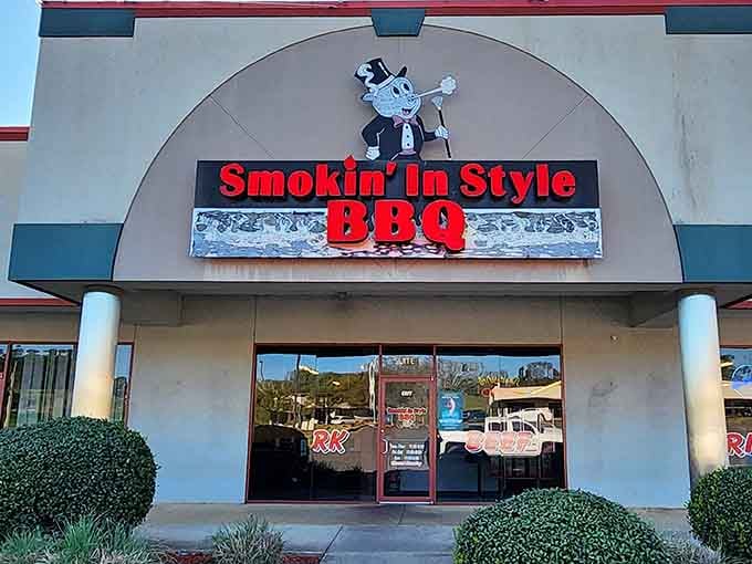 Smokin' in Style's dapper pig mascot dressed better than most of us on a Friday night.