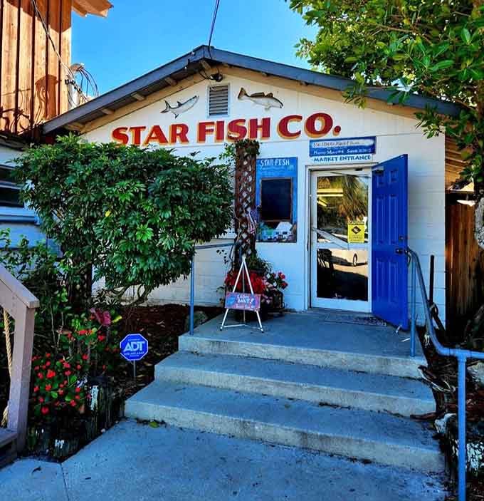 Star Fish Company's white-and-blue facade is like a beacon for seafood lovers navigating the waters of Cortez.