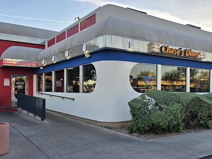 Those curved windows and retro charm at Chase's aren't just for show &ndash; they're portals to breakfast nostalgia done right.