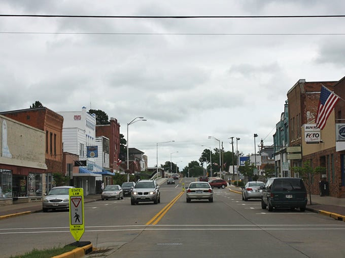 Traffic flows easily down this main drag where rush hour means waiting for maybe two cars.