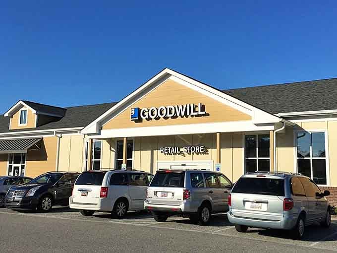 Blue skies and full parking spaces tell you this Goodwill location is the place to be.