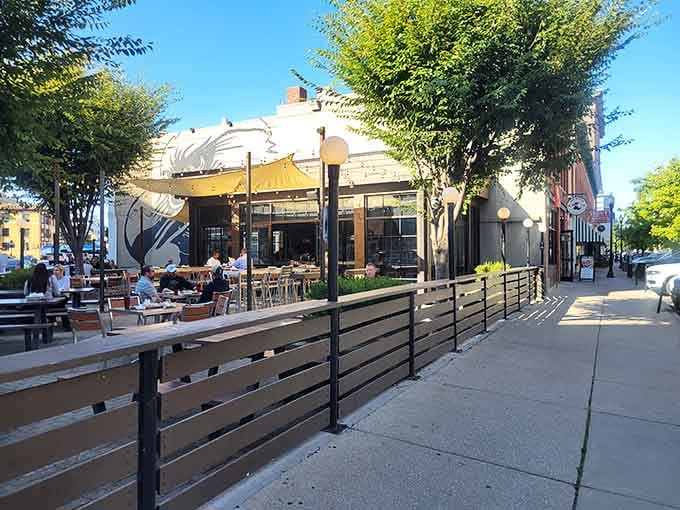 Outdoor seating where you can people-watch while chicken-devouring. Mass Ave's tastiest corner!