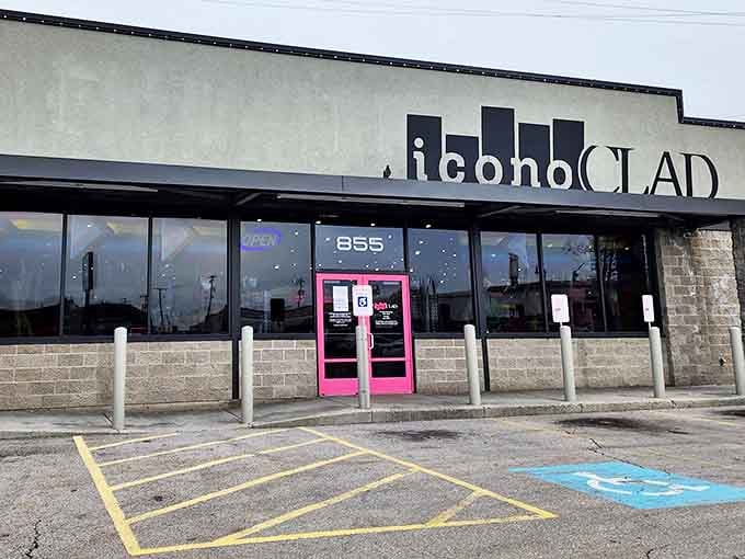 That pink door at iconoCLAD is the portal to fashion adventures. Where yesterday's trends become tomorrow's statement pieces.