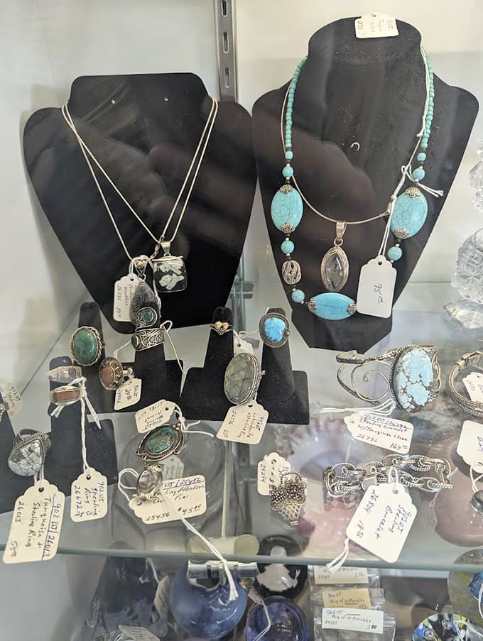 Turquoise and silver jewelry that would make any Southwest road trip souvenir collection jealous.