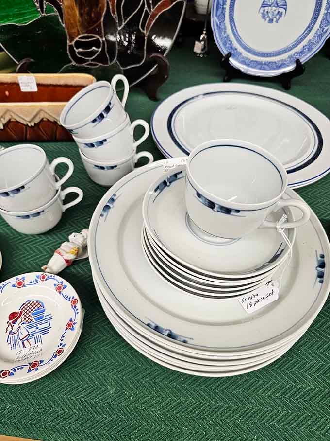 Blue and white dinnerware that would make your grandmother nod in approval. Classic never goes out of style, especially at the dinner table.