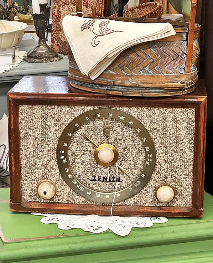 This Zenith radio once brought families together for evening entertainment, back when screens weren't everywhere.