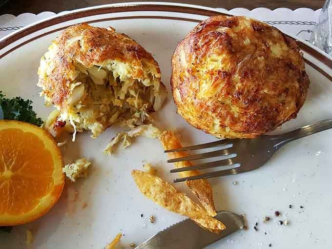 These broiled crab cakes are practically bursting at the seams, like they're trying to escape the plate and jump directly into your mouth.