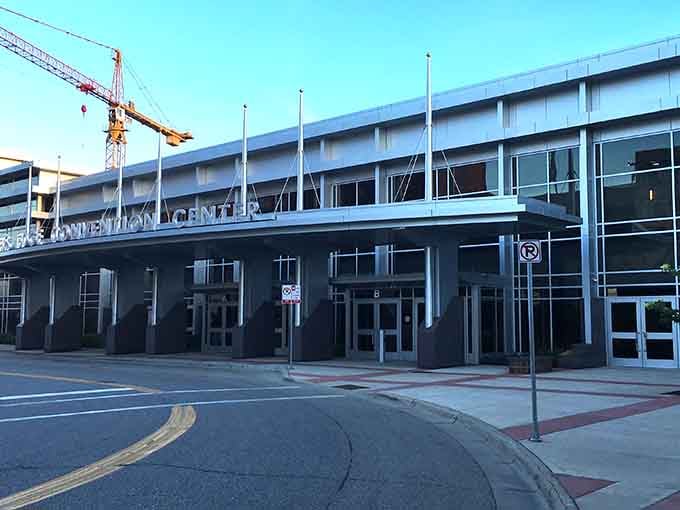 The River's Edge Convention Center brings big-city events to a place where you can actually afford to attend them.