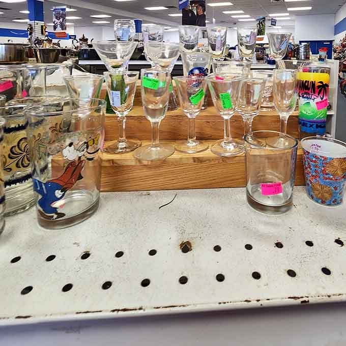 Crystal and glassware that makes boxed wine feel fancy. Your next dinner party just got an affordable upgrade.