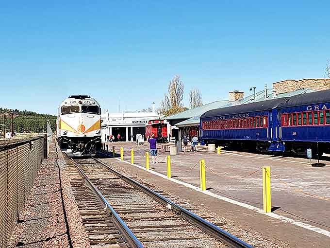 All aboard at the Grand Canyon Railway station! These magnificent locomotives have been connecting Williams to wonder since 1901.