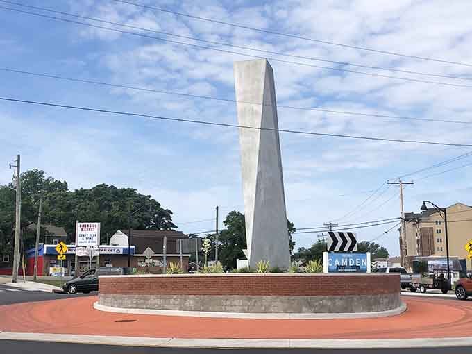 This monument stands at the roundabout like a concrete exclamation point declaring "You've arrived somewhere special!"