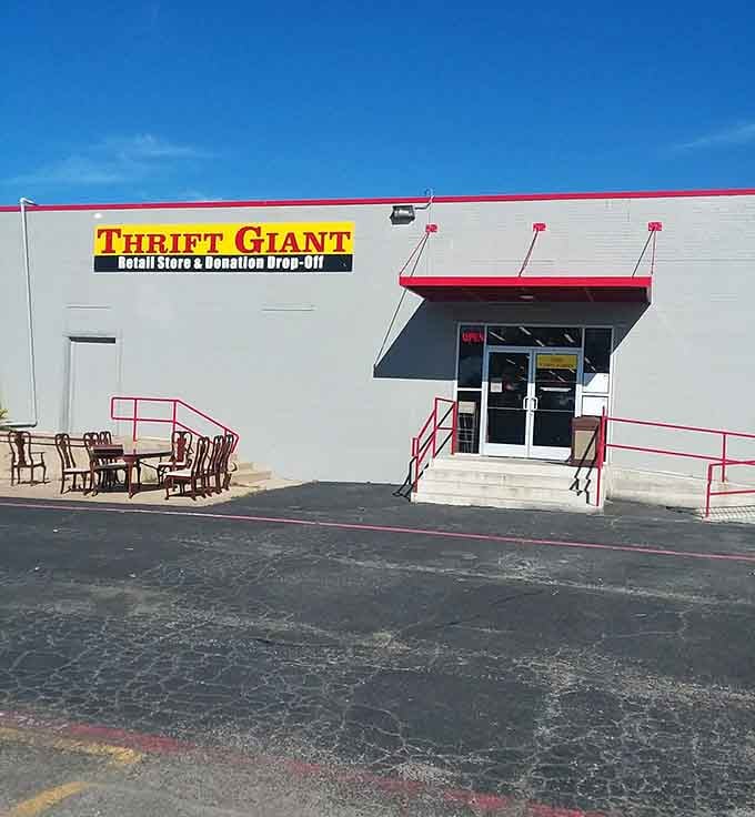 Even the furniture outside seems to be saying "take us home" before you've stepped through those doors.