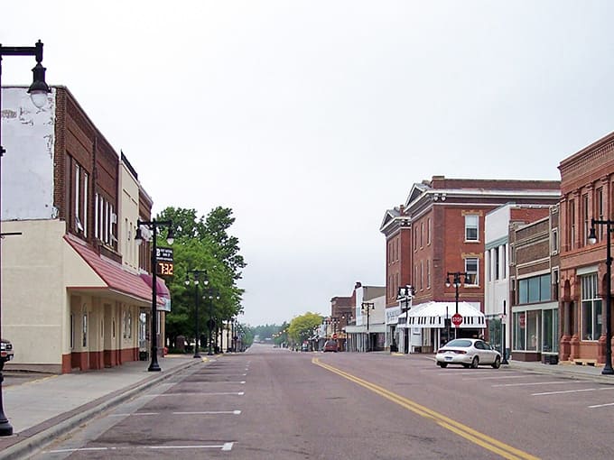 Wide streets and classic architecture define Worthington, where your Social Security check covers more than just the basics.