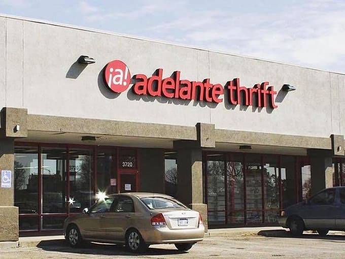 The clean lines and bold colors of Adelante Thrift make it stand out in the Kansas thrifting landscape.