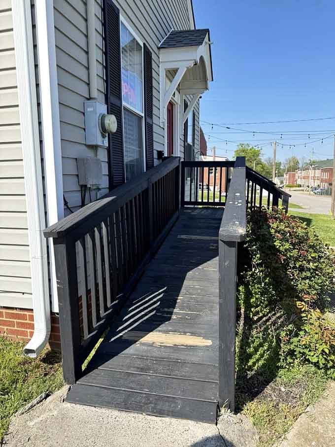This wooden walkway might as well be a red carpet leading to some of Spring Hill's most authentic Italian pizza. Simple outside, spectacular inside!