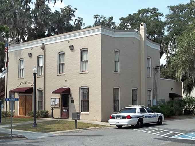 The side view reveals how this historic building has weathered time gracefully, standing sentinel over waterfront memories.