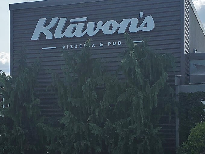 Behind that sleek exterior and understated sign lies pizza perfection in three distinct styles – a triple threat of deliciousness.