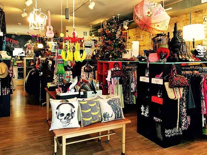 Ukulele hanging from the ceiling and eclectic decor create a funky atmosphere that's pure vintage magic.