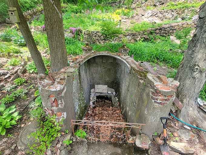 Even the smaller structures show incredible attention to architectural detail, proving no corner of this island was an afterthought.
