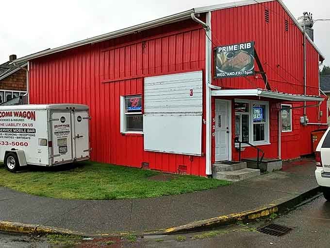 This unassuming red building promises prime rib that locals swear by&mdash;the kind of place where regulars have their own coffee mugs.