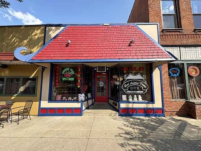 Red Lantern House serves up comfort food in a building as colorful as its menu is satisfying.