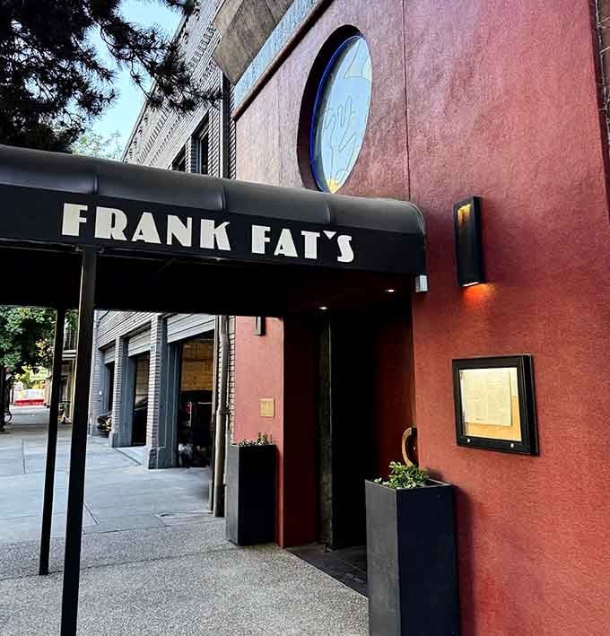 That elegant awning and warm lighting signal old-school sophistication where politicians and regular folks share tables happily.