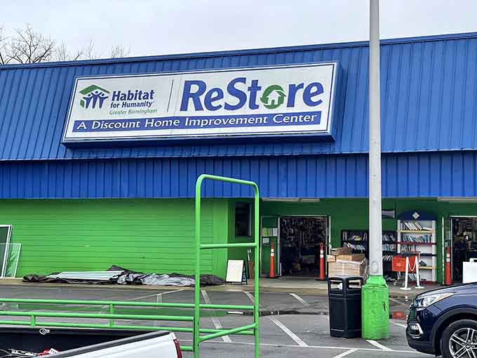 That bright green entrance pops like a highlighter, marking the spot where home improvement dreams come true.