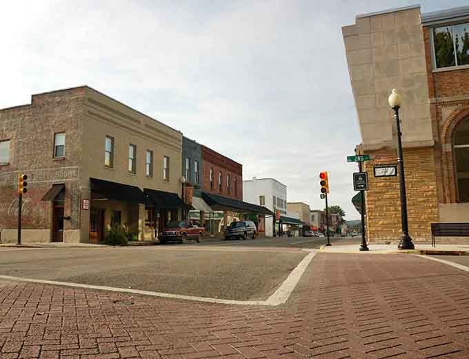 Dayton's town square showcases its brick design, creating a central gathering place surrounded by mountain views.